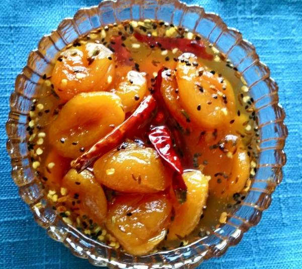 Apricot pickle/chutney – The Hungry Palate